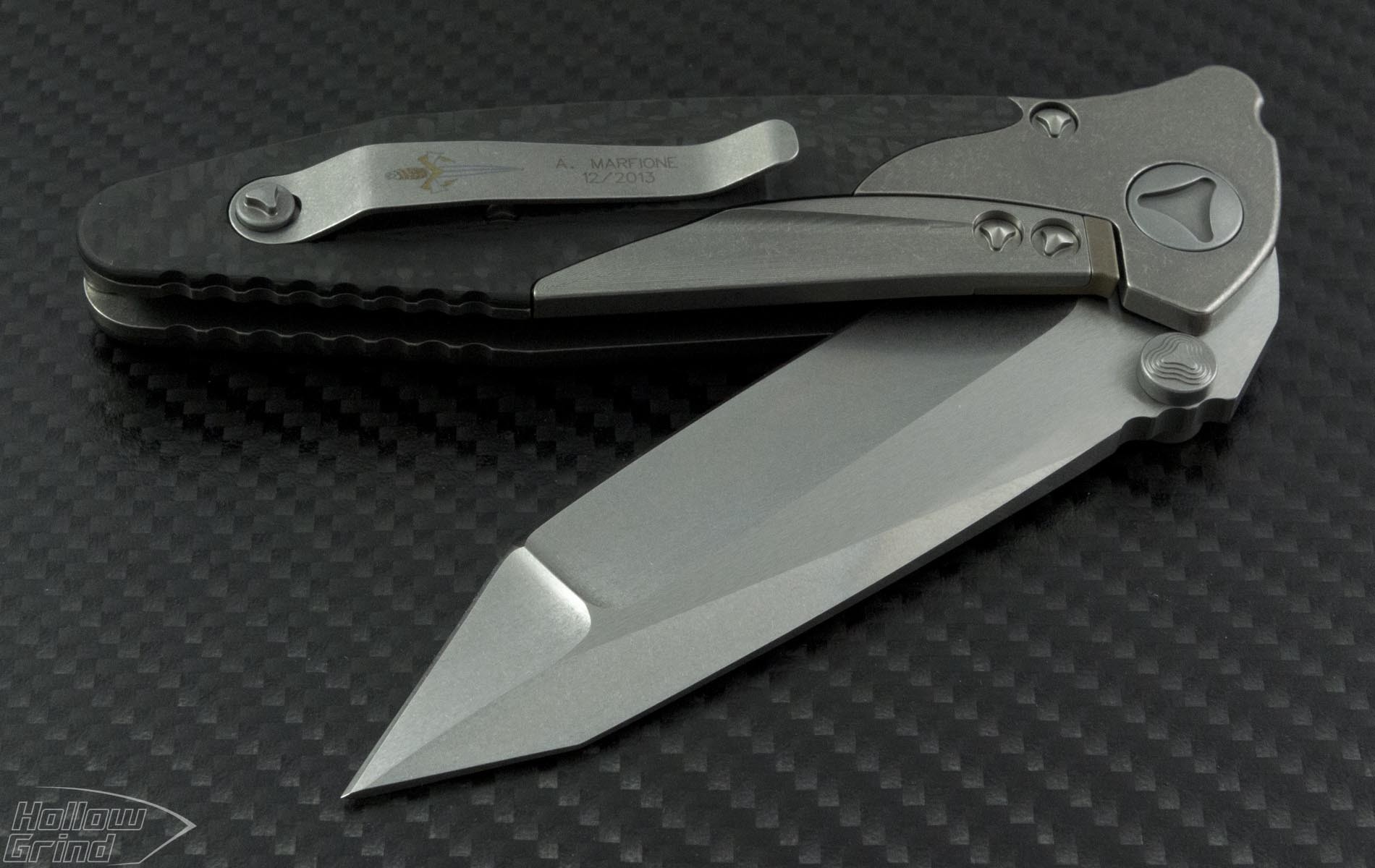 Microtech Knives Custom Carbon Fiber Socom Bravo T/E Folder Knife (4in ...