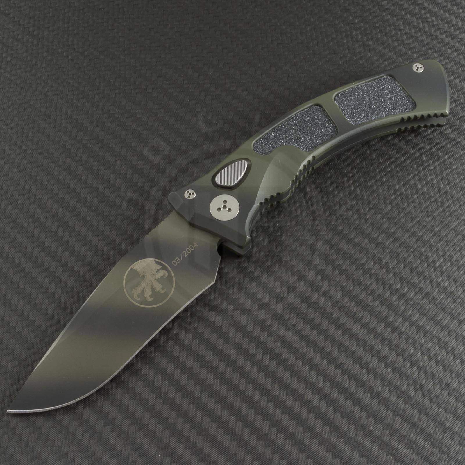 Microtech Knives Green Camo Amphibian S/E Automatic Folder S/A Knife (3 ...